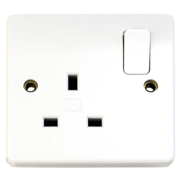 MK 1 Gang Switched Socket | Selco