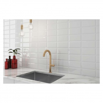 Metro Gloss White Ceramic Wall Tile 100 x 200mm | Selco